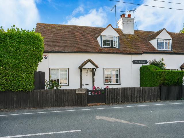 3 Bed For Sale in Southend on sea