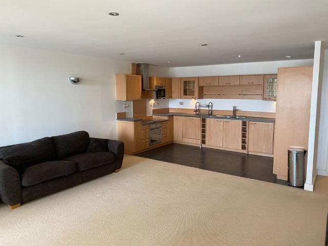 3 Bed Flat, Marmara Apartments, E16