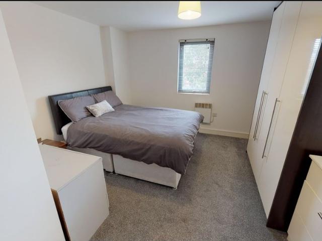 3 Bed Flat, Marlborough Street, L3