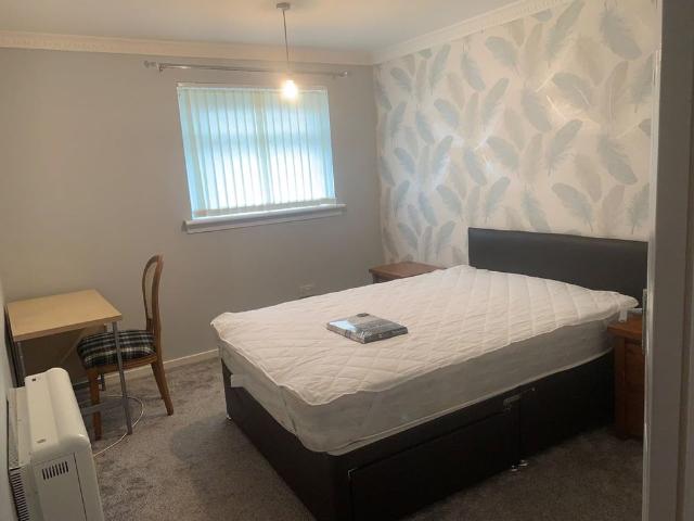3 Bed Flat, Mcaslin Court, G4
