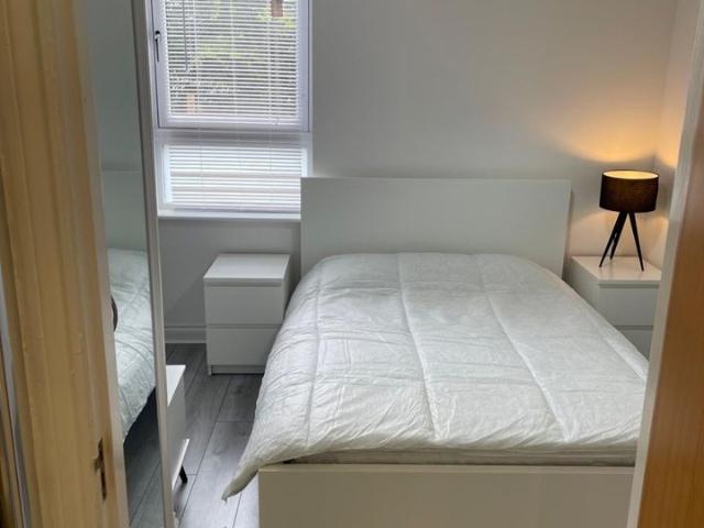 3 Bed Flat, Minerva Way, G3