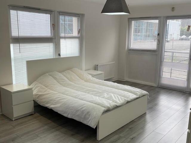 3 Bed Flat, Minerva Way, G3