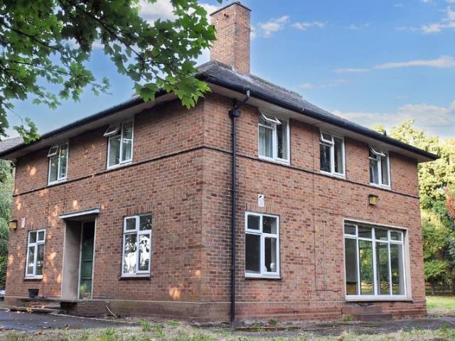 3 Bed Flat, Move In Now: Sutton Bonington Uni