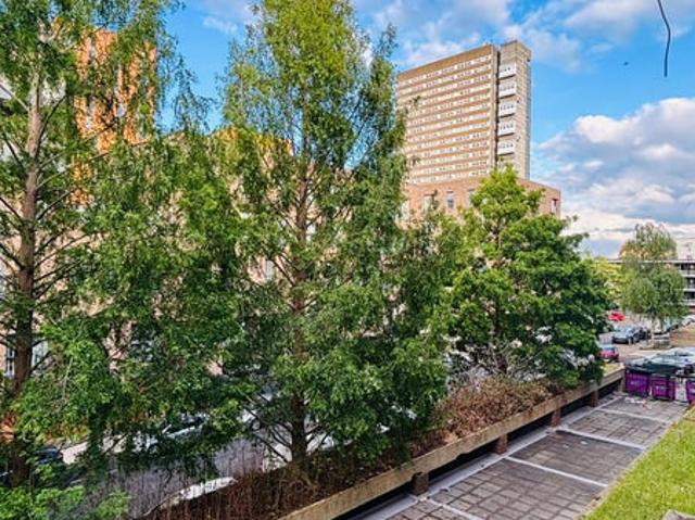 3 Bed Flat – Near Canary Wharf