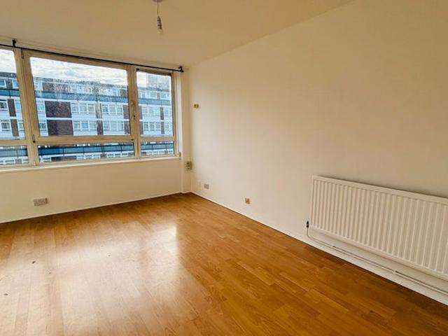 3 Bed Flat – Near Canary Wharf