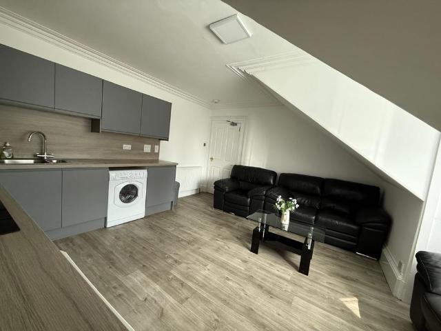3 Bed Flat, Nelson Street, AB24