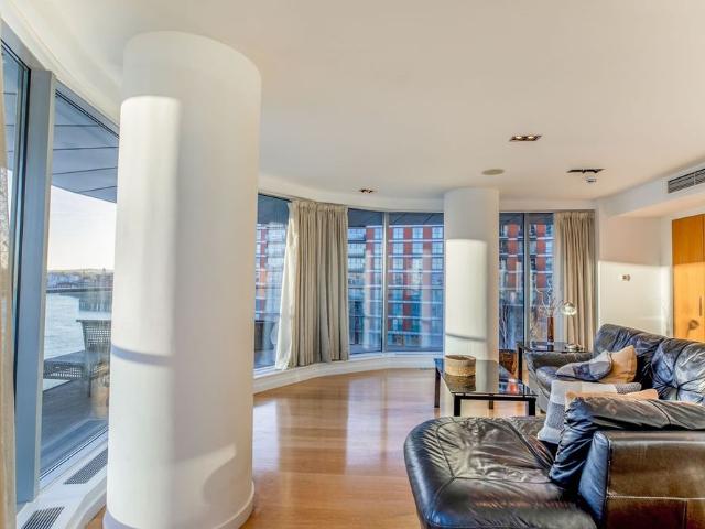 3 Bed Flat, New Providence Wharf, E14