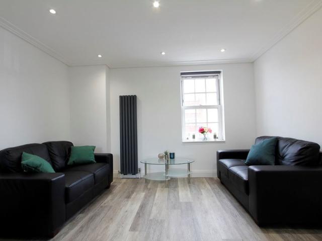 3 Bed Flat, Oxford Road, RG1