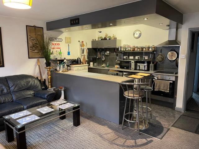 3 Bed Flat Available in Chiswick