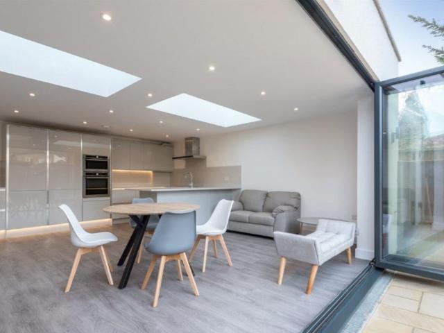 3 Bed Flat, Alexandra Road, N8