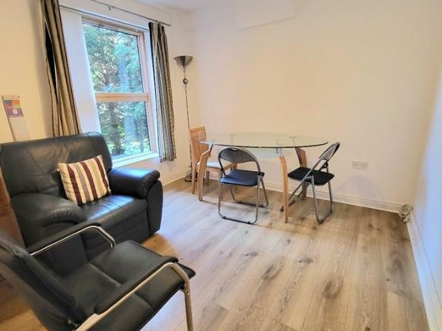 3 Bed Flat, Anson Road, M14