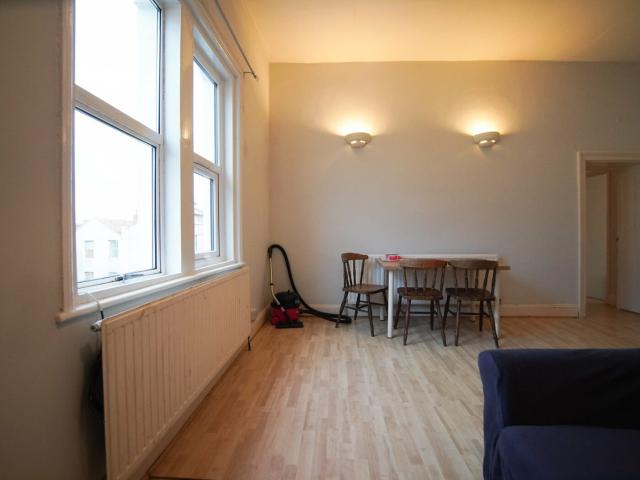 3 Bed Flat Apartment to rent