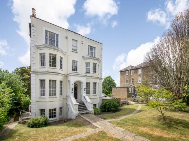 3 bed flat / apartment knighton house blackheath se3 truepenny's