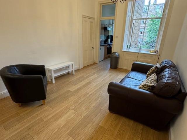 3 Bed Flat, Arden Street, EH9