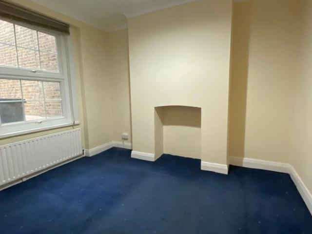3 Bed Flat, Bayham St, NW1