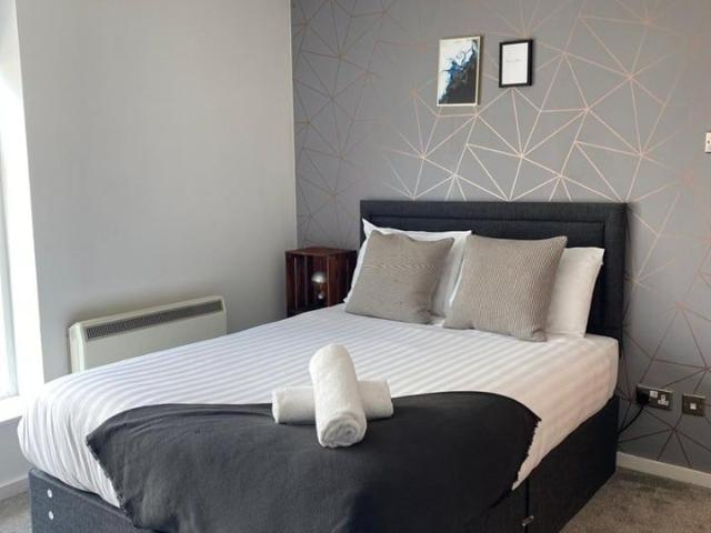 3 Bed Flat, Beetham Plaza, L2