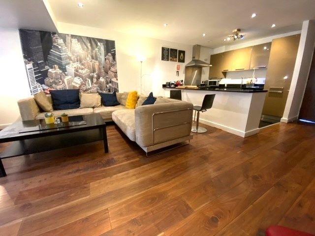 3 Bed Flat, Blenheim Court, SE10