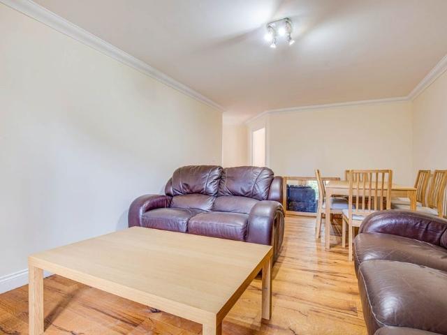 3 Bed Flat, Bowles Court, HA3