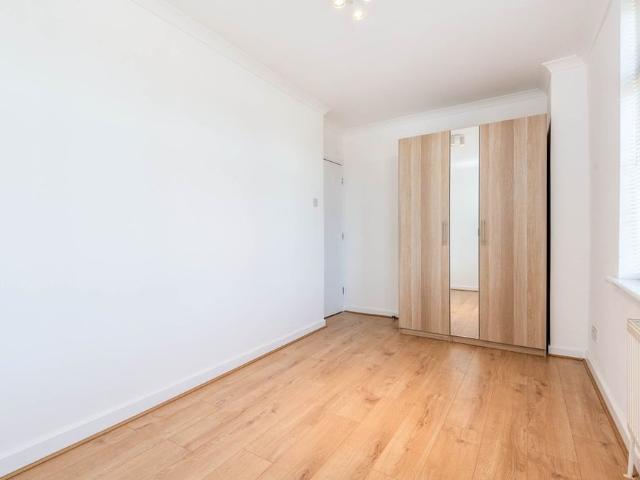 3 Bed Flat, Bridge Lane, NW11