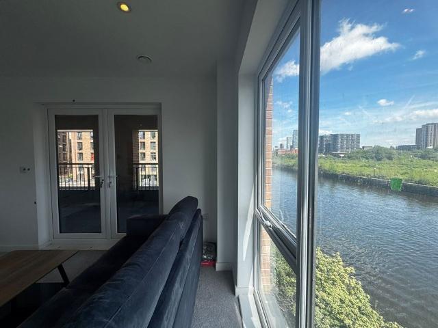 3 Bed Flat, Bridgewater Wharf, M5