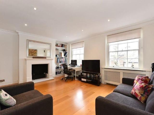 3 Bed Flat, Cunningham Place, NW8