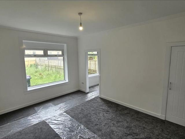 3 Bed Flat, Curtis Avenue, G44
