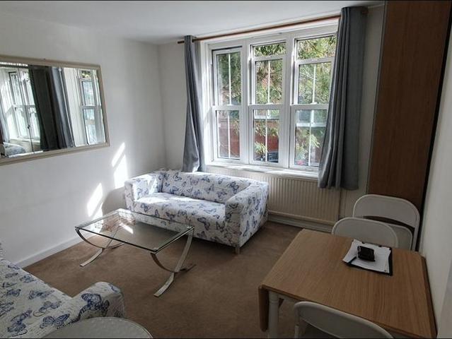 3 Bed Flat, Camelot House, NW1