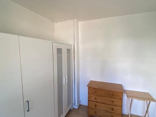 3 Bed Flat, Charlotte House, W6