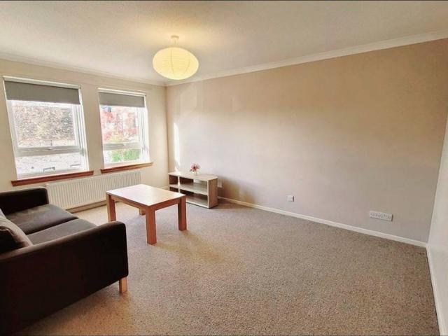 3 Bed Flat, Craigie Loanings, AB25