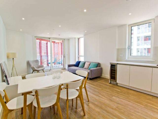 3 Bed Flat, Distel Apartments, SE10