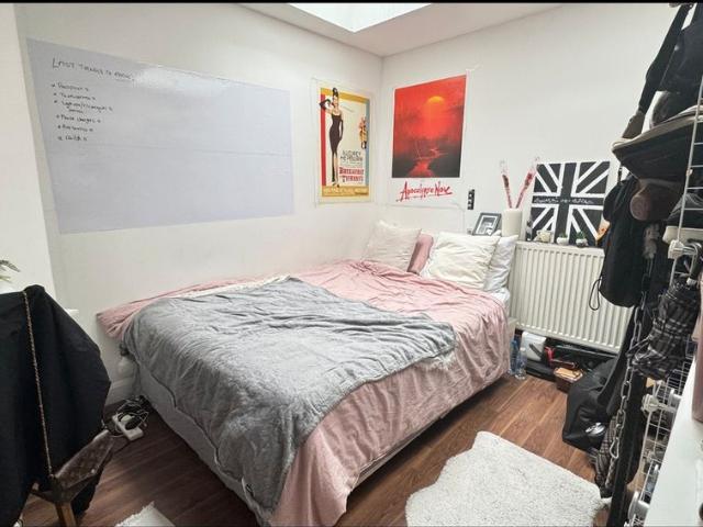 3 Bed Flat, East India Dock Road, E14