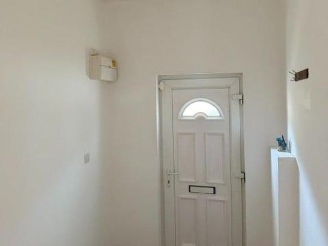 3 Bed Flat, Eastern Avenue, IG2