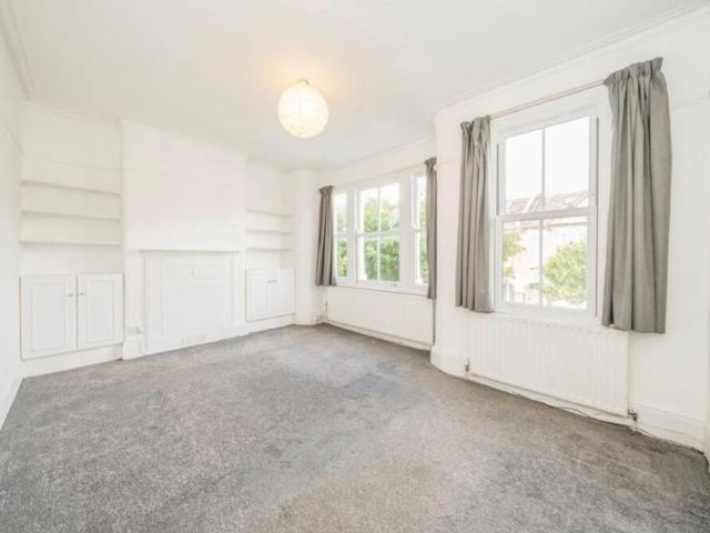 3 Bed Flat, Edenvale St, SW6