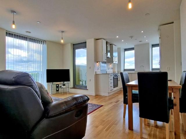 3 Bed Flat, Elizabeth House, HA9