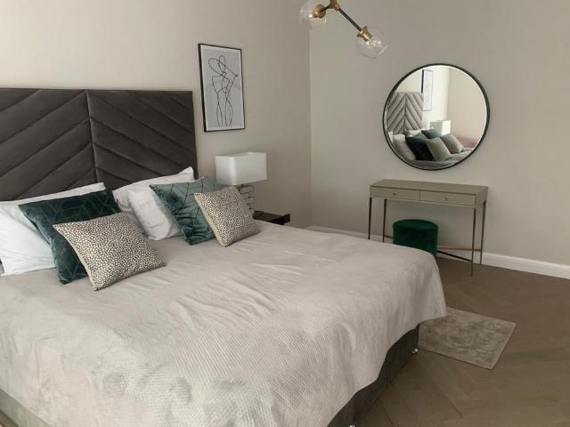 3 Bed Flat, Elm Tree Court, NW8