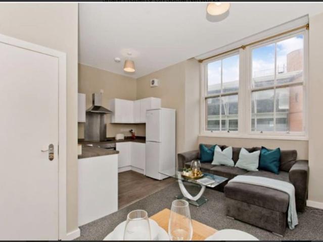 3 Bed Flat Fully Furnished