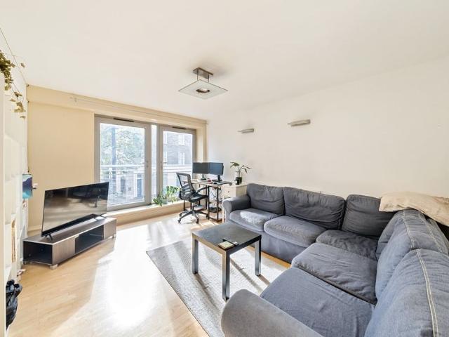 3 Bed Flat, Futura House, SE1
