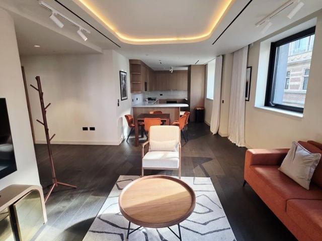 3 Bed Flat, Fareham St, W1F