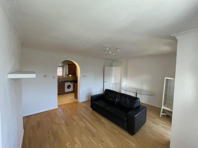 3 Bed Flat Ferron Road E5 Clapton/Hackney D Park