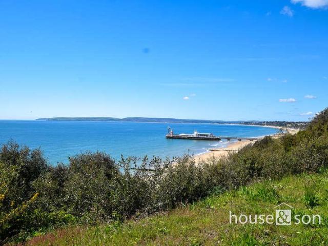 3 bed flat for sale