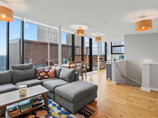 3 bed flat for sale