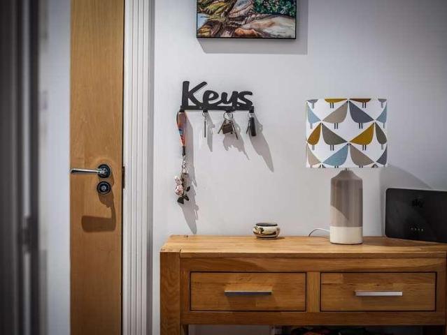3 bed flat for sale