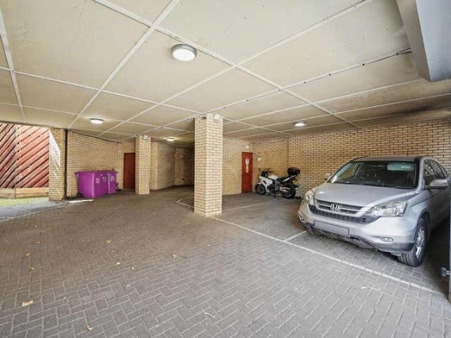 3 bed flat for sale