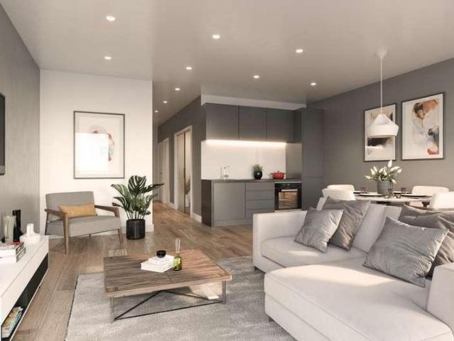 3 bed flat for sale