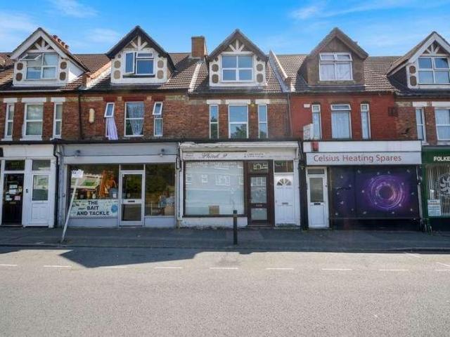 3 bed flat for sale