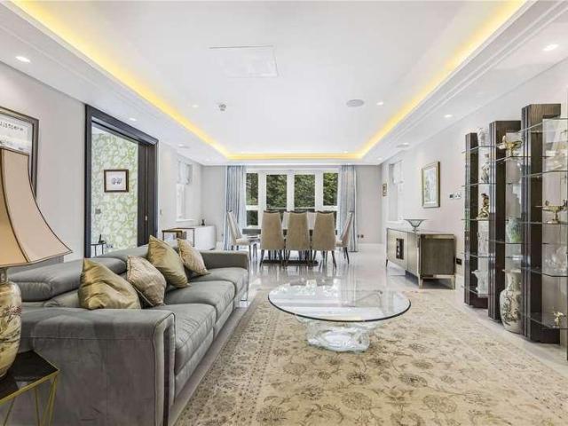 3 bed flat for sale