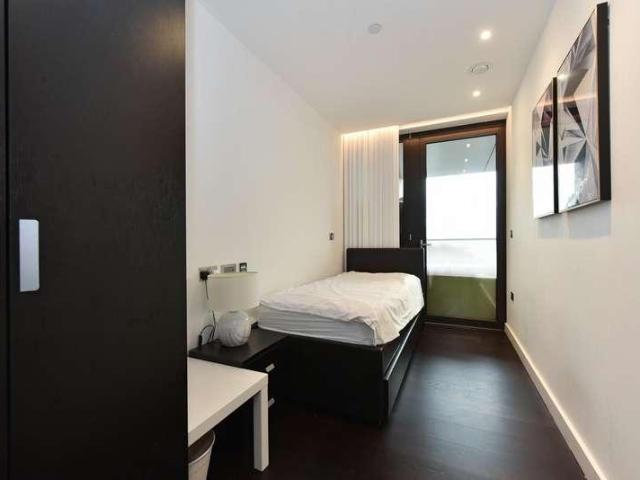 3 bed flat for sale