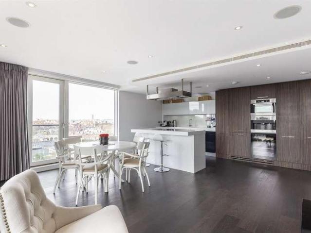 3 bed flat for sale