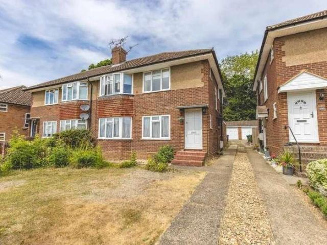 3 bed flat for sale
