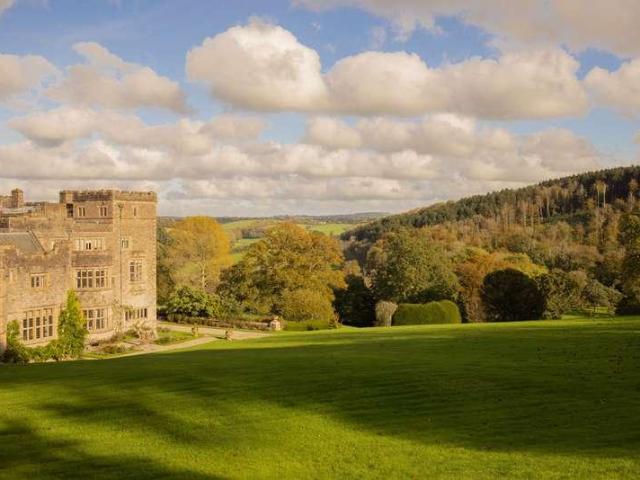 3 bed flat for sale
